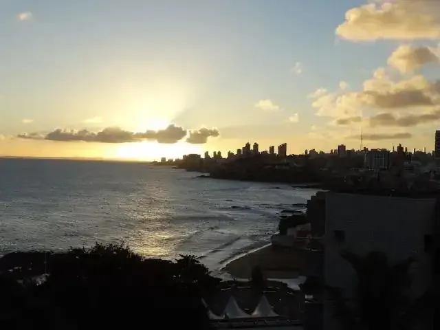 Apartamento para Venda em Salvador/BA Rio Vermelho 5 Quartos