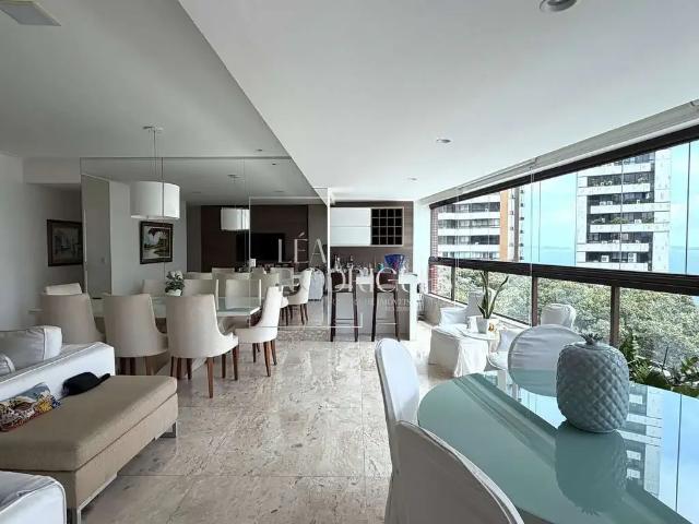 Apartamento para Venda em Salvador/BA Vitória 4 Quartos