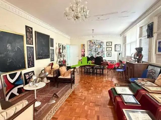 Apartamento para Venda em Salvador/BA Vitória 4 Quartos