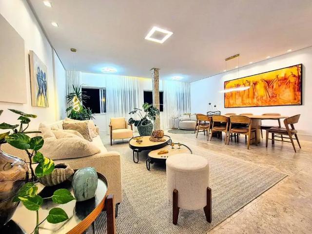 Apartamento para Venda em Salvador/BA Vitória 4 Quartos