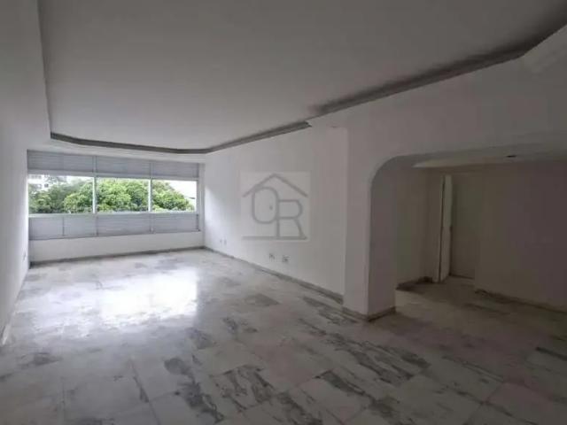Apartamento para Venda em Salvador/BA Vitória 4 Quartos