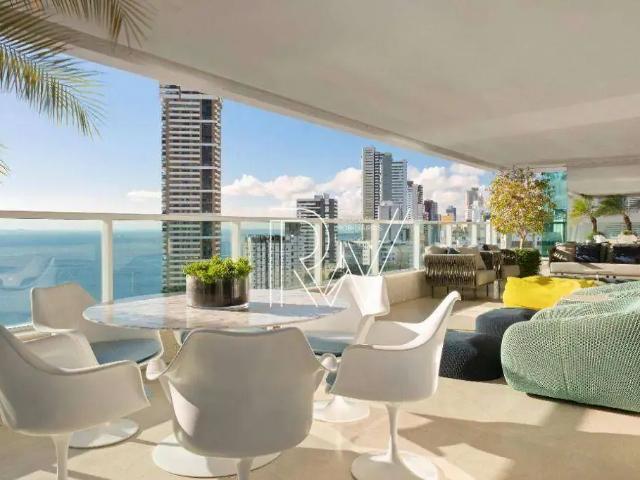 Apartamento para Venda em Salvador/BA Vitória 4 Quartos