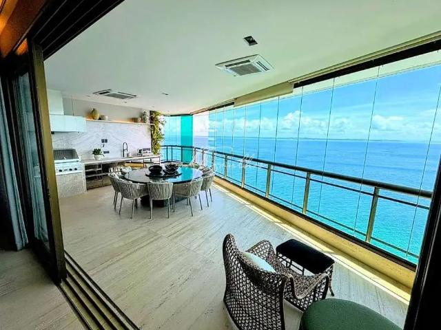 Apartamento para Venda em Salvador/BA Vitória 4 Quartos