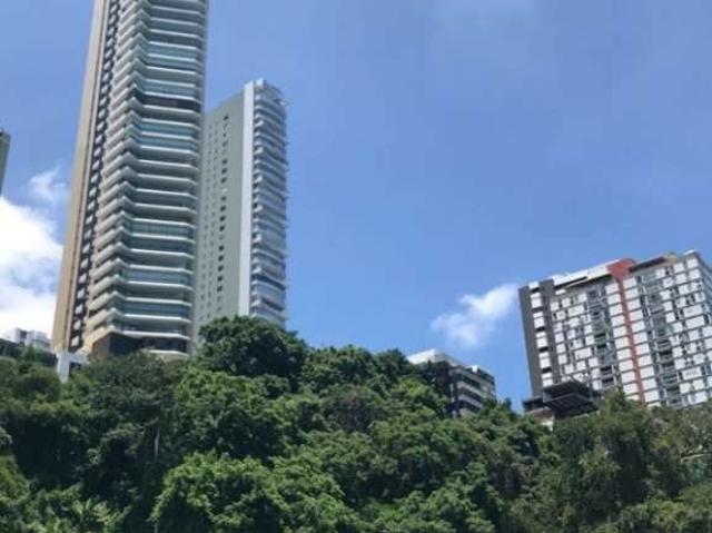Apartamento para Venda em Salvador/BA Vitória 4 Quartos
