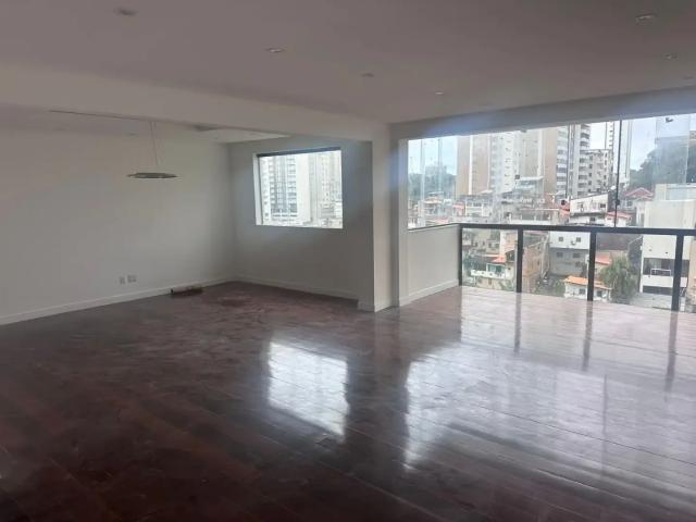 Apartamento para Venda em Salvador/BA Vitória 5 Quartos