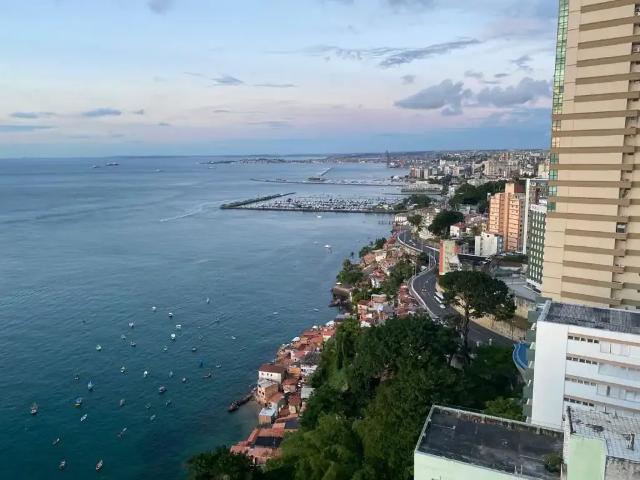 Apartamento para Venda em Salvador/BA Vitória 3 Quartos