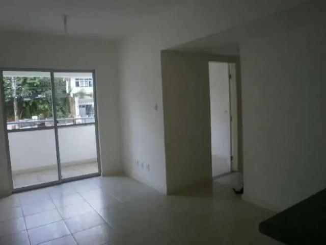 Apartamento para Venda em Salvador/BA Vila Laura 2 Quartos