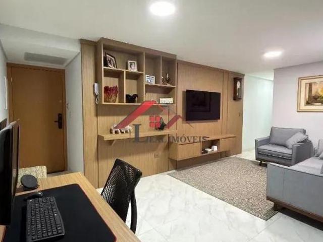 Apartamento para venda em Santa Maria de 123.00m² com 2 Quartos, 1 Suite e 3 Garagens