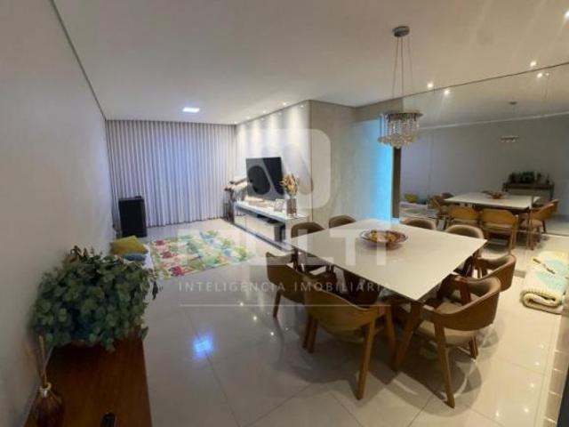 Apartamento para venda em Santa Mônica, Uberlândia