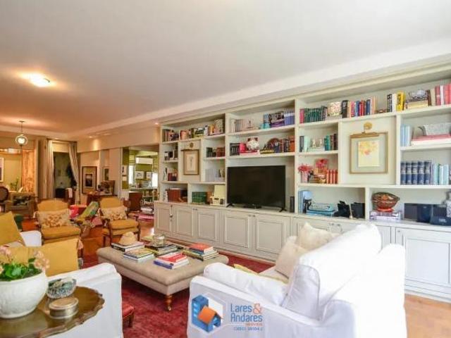 Apartamento para venda em Santa Cecília com 2 quartos, sendo 1 suíte, 210m²