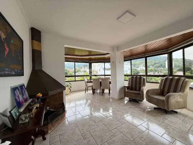 Apartamento para Venda em Santa Cruz do Sul/RS Santo Inácio 3 Quartos