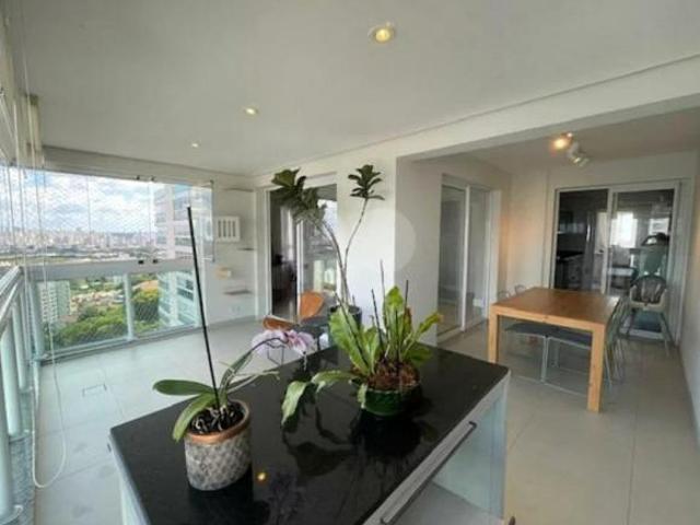 Apartamento para venda em Santana com 145m²
