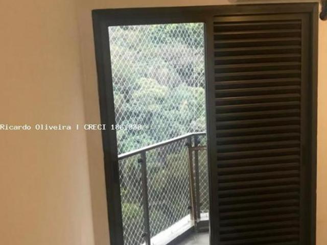 Apartamento para Venda em Santana de Parnaíba, Alphaville, 3 dormitórios, 1 suíte, 2 banheiros, 2 va