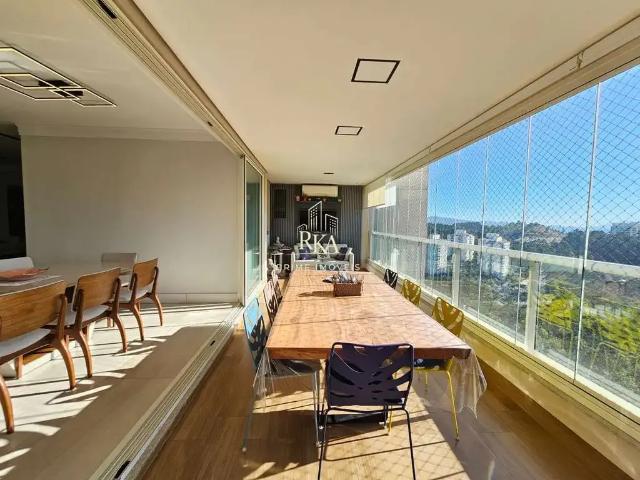 Apartamento para Venda em Santana de Parnaíba/SP Tamboré 4 Quartos