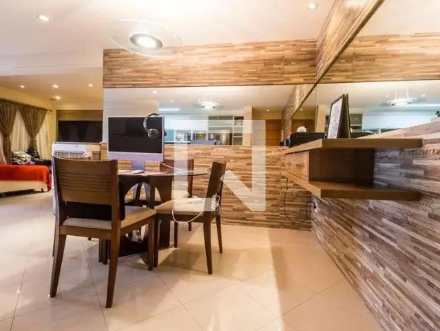 Apartamento para Venda em Santana de Parnaíba/SP Alphaville 2 Quartos