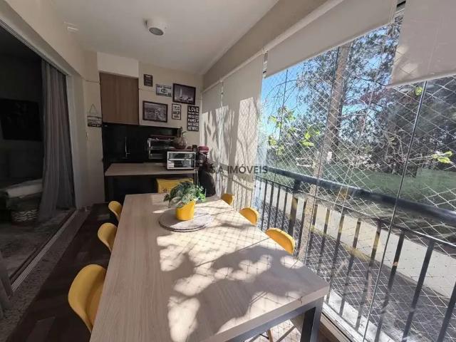 Apartamento para Venda em Santana de Parnaíba/SP Alphaville 3 Quartos