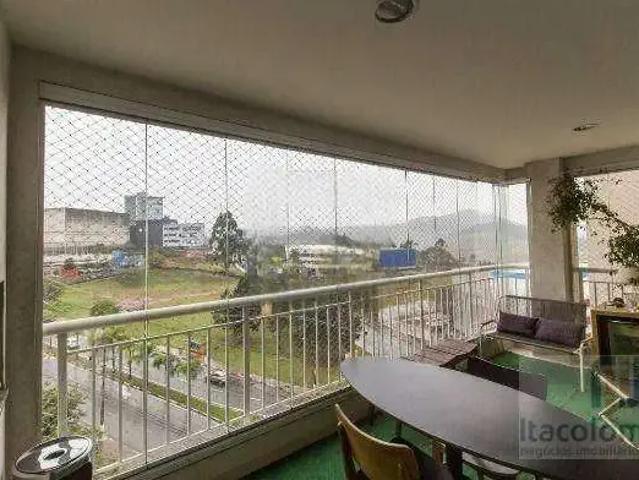 Apartamento para Venda em Santana de Parnaíba/SP Centro Empresarial Tamboré 3 Quartos