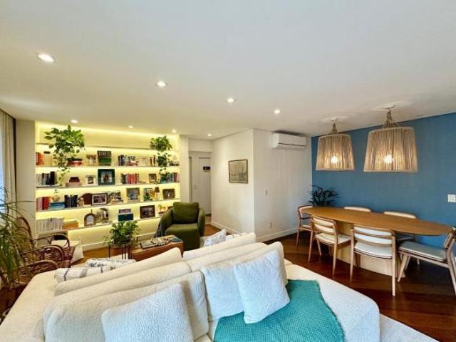 Apartamento para venda em Santo Amaro com 3 quartos, sendo 2 suítes, 120m²