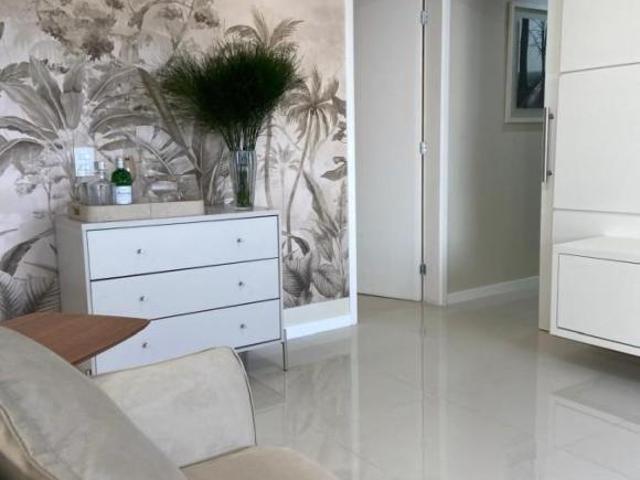 Apartamento para Venda em Santo André, Centro, 3 dormitórios, 3 suítes, 4 banheiros, 2 vagas