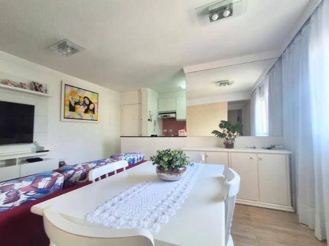 Apartamento para Venda em Santo André/SP Vila Valparaíso 2 Quartos