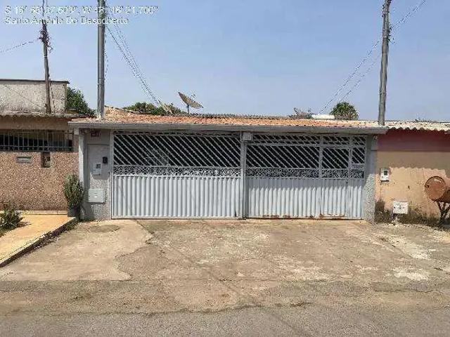 Apartamento para Venda em Santo Antônio do Descoberto/GO Centro 2 Quartos