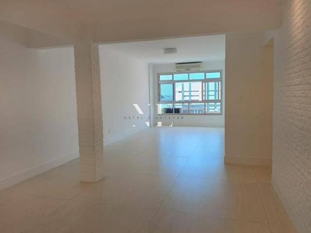 Apartamento para Venda em Santos, Aparecida, 3 dormitórios, 1 suíte, 4 banheiros, 2 vagas