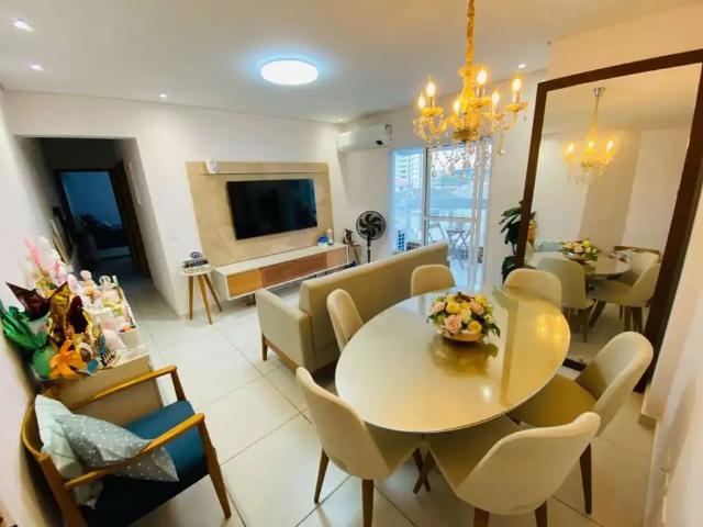 Apartamento para Venda em Santos/SP Marapé 2 Quartos
