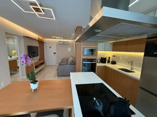 Apartamento para Venda em Santos/SP Marapé 2 Quartos