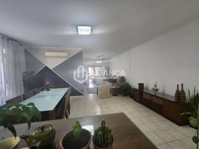 Apartamento para Venda em Santos/SP Marapé 3 Quartos