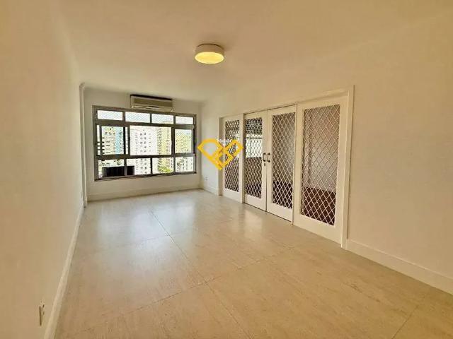 Apartamento para Venda em Santos/SP Aparecida 3 Quartos