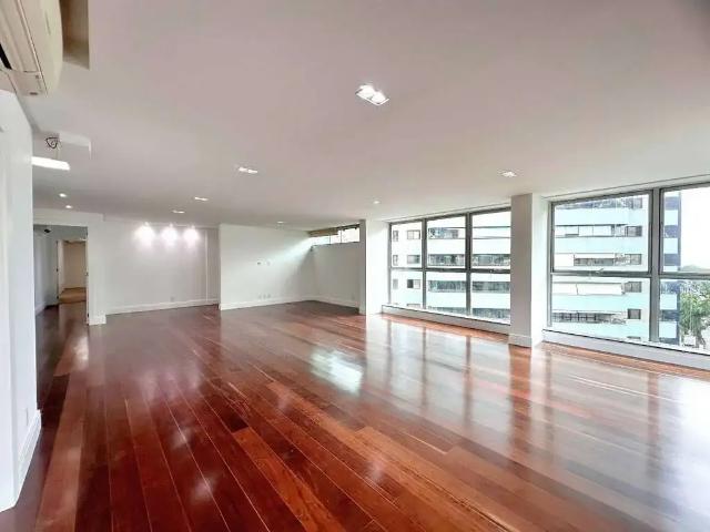 Apartamento para Venda em Santos/SP Boqueirão 4 Quartos
