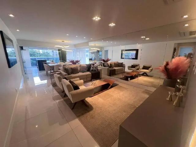 Apartamento para Venda em Santos/SP Boqueirão 4 Quartos