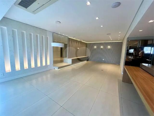 Apartamento para Venda em Santos/SP Boqueirão 4 Quartos