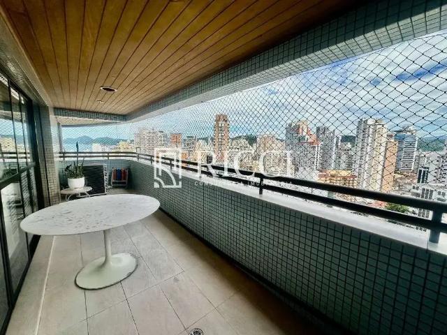Apartamento para Venda em Santos/SP Boqueirão 4 Quartos