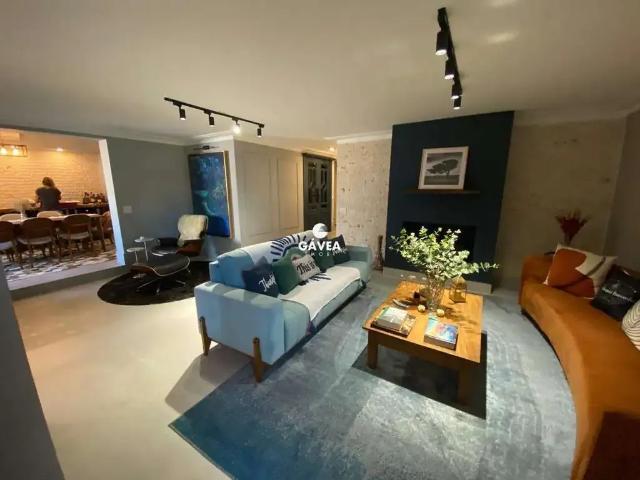 Apartamento para Venda em Santos/SP Boqueirão 4 Quartos