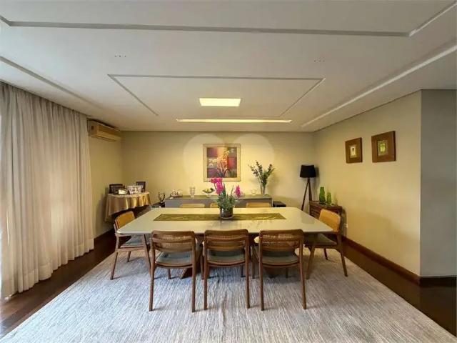 Apartamento para Venda em Santos/SP Boqueirão 4 Quartos