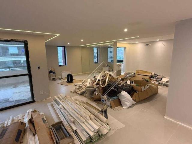 Apartamento para Venda em Santos/SP Boqueirão 4 Quartos