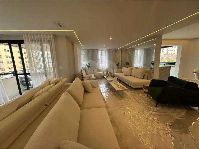 Apartamento para Venda em Santos/SP Boqueirão 4 Quartos