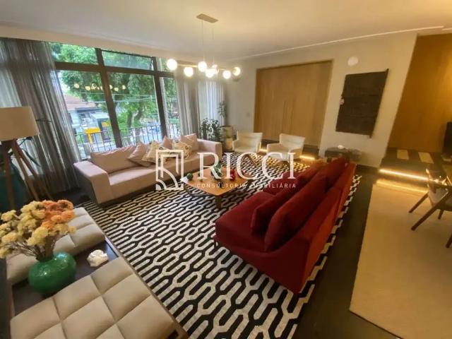 Apartamento para Venda em Santos/SP Boqueirão 5 Quartos