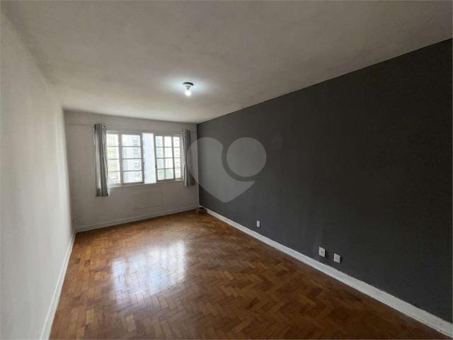 Apartamento para Venda em Santos/SP Boqueirão 1 Quartos
