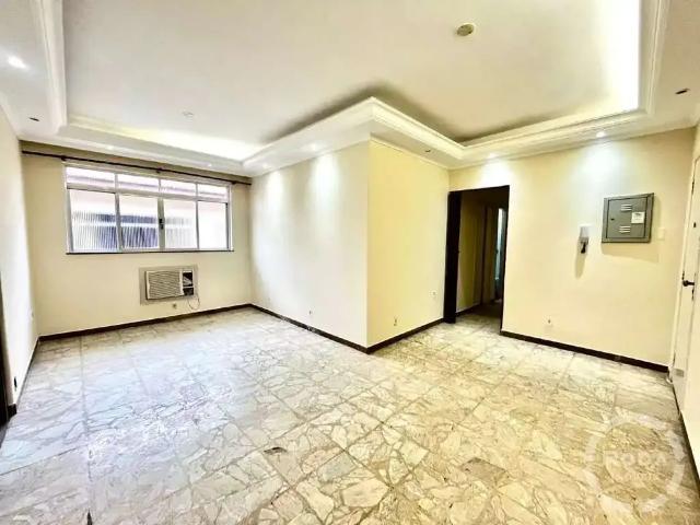 Apartamento para Venda em Santos/SP Boqueirão 2 Quartos