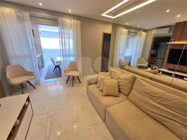 Apartamento para Venda em Santos/SP Boqueirão 2 Quartos