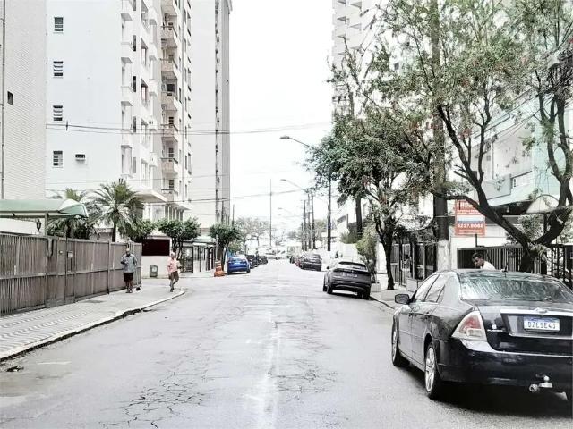 Apartamento para Venda em Santos/SP Boqueirão 2 Quartos