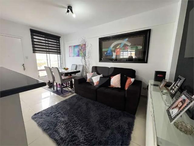 Apartamento para Venda em Santos/SP Boqueirão 2 Quartos