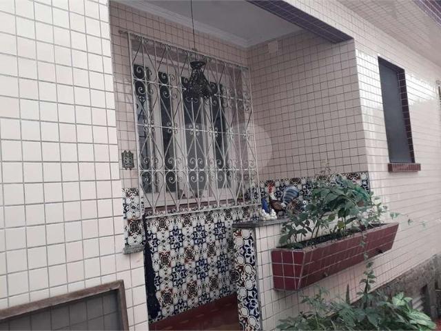 Apartamento para Venda em Santos/SP Boqueirão 2 Quartos