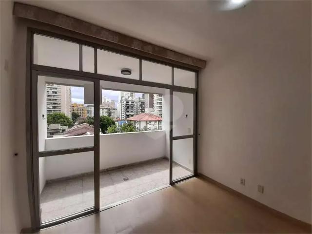 Apartamento para Venda em Santos/SP Boqueirão 2 Quartos