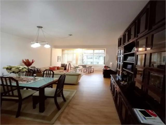 Apartamento para Venda em Santos/SP Boqueirão 3 Quartos
