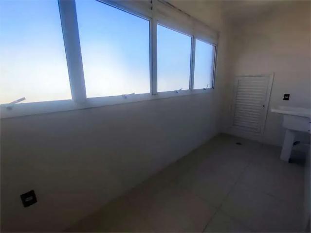 Apartamento para Venda em Santos/SP Boqueirão 3 Quartos