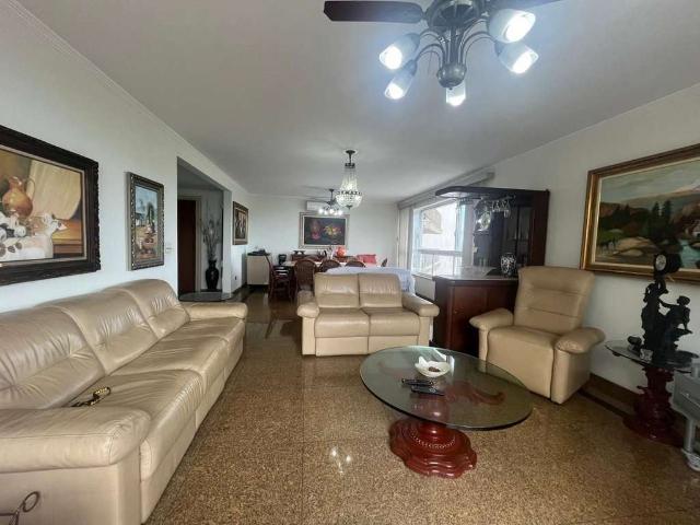 Apartamento para Venda em Santos/SP Boqueirão 3 Quartos