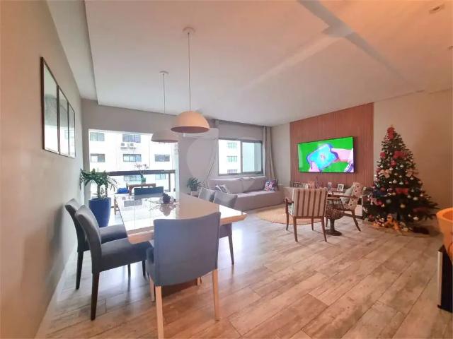 Apartamento para Venda em Santos/SP Boqueirão 3 Quartos